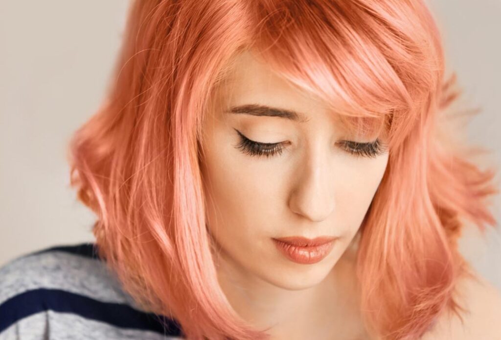 Perzik haarkleur ideeën en de beste ondertonen voor uw huid - Dutch ...